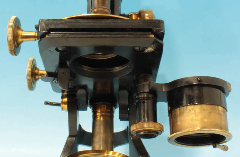 Compound Monocular German Microscope with English Foot